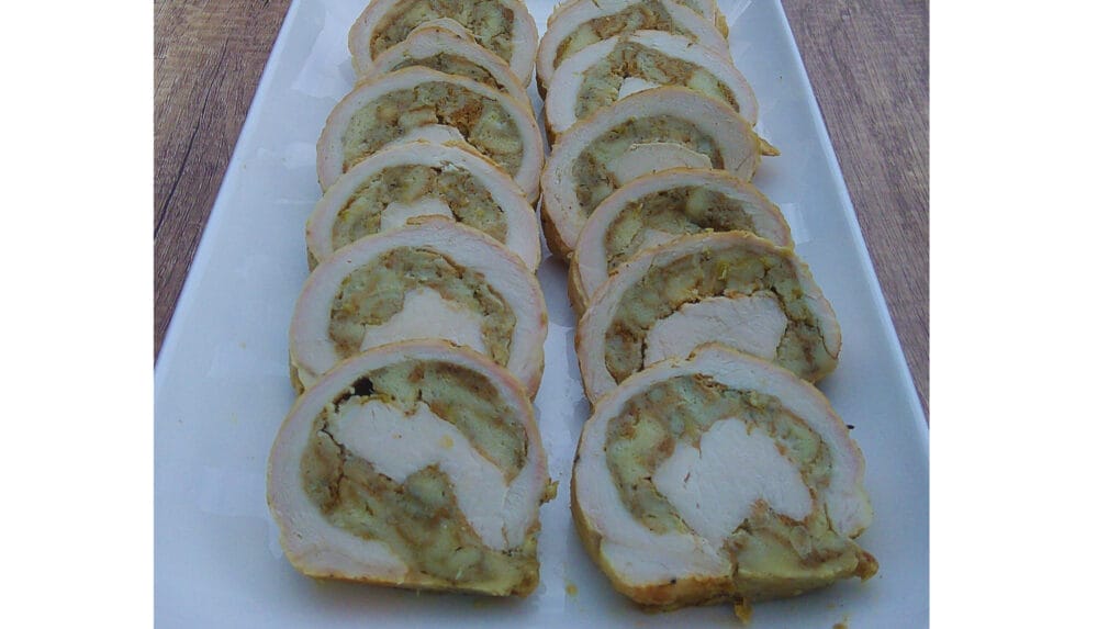 Filled Pork Loin - THE RECIPE BOWL