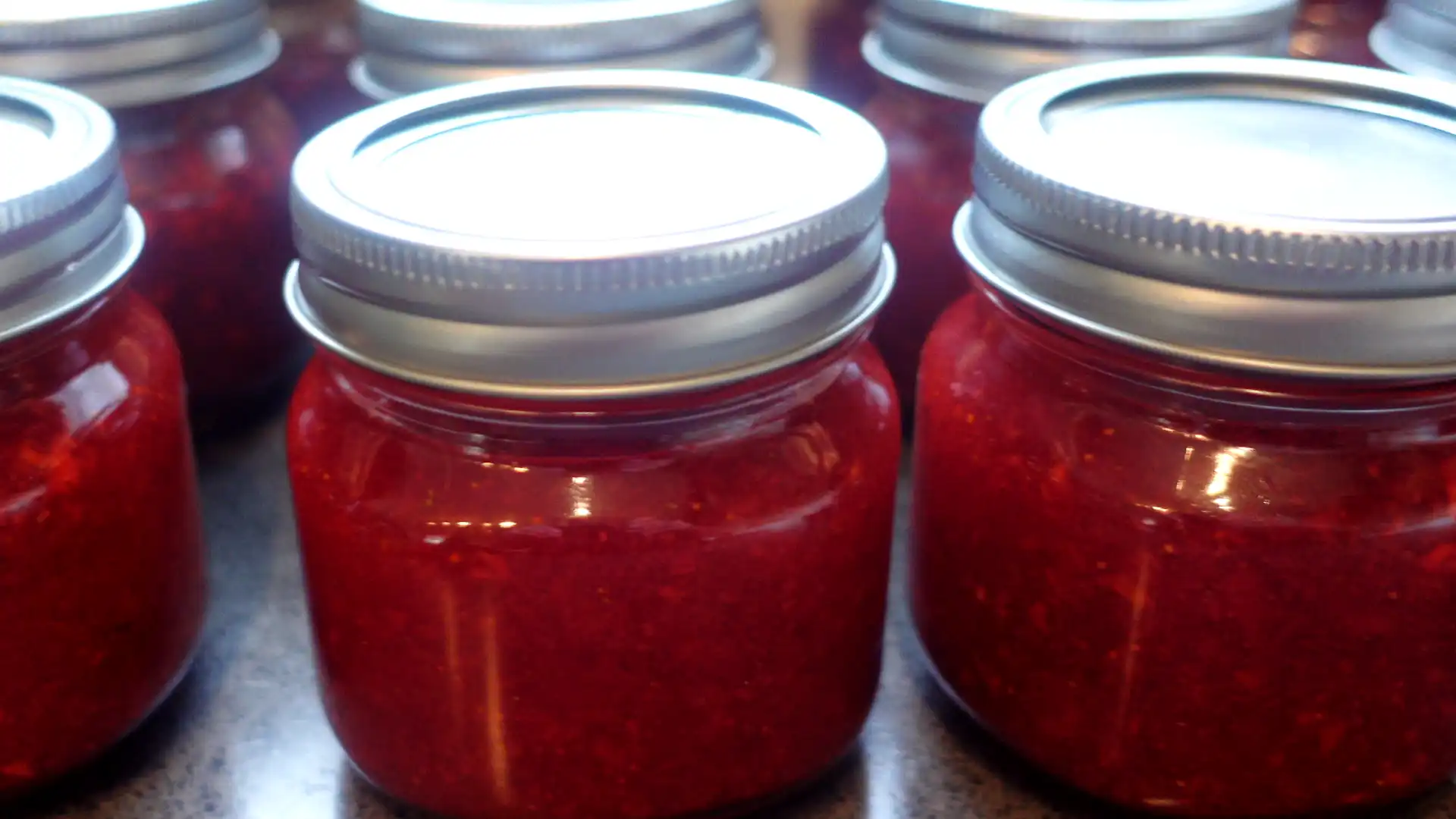 Homemade Strawberry Jam Recipe for Beginners - THE RECIPE BOWL